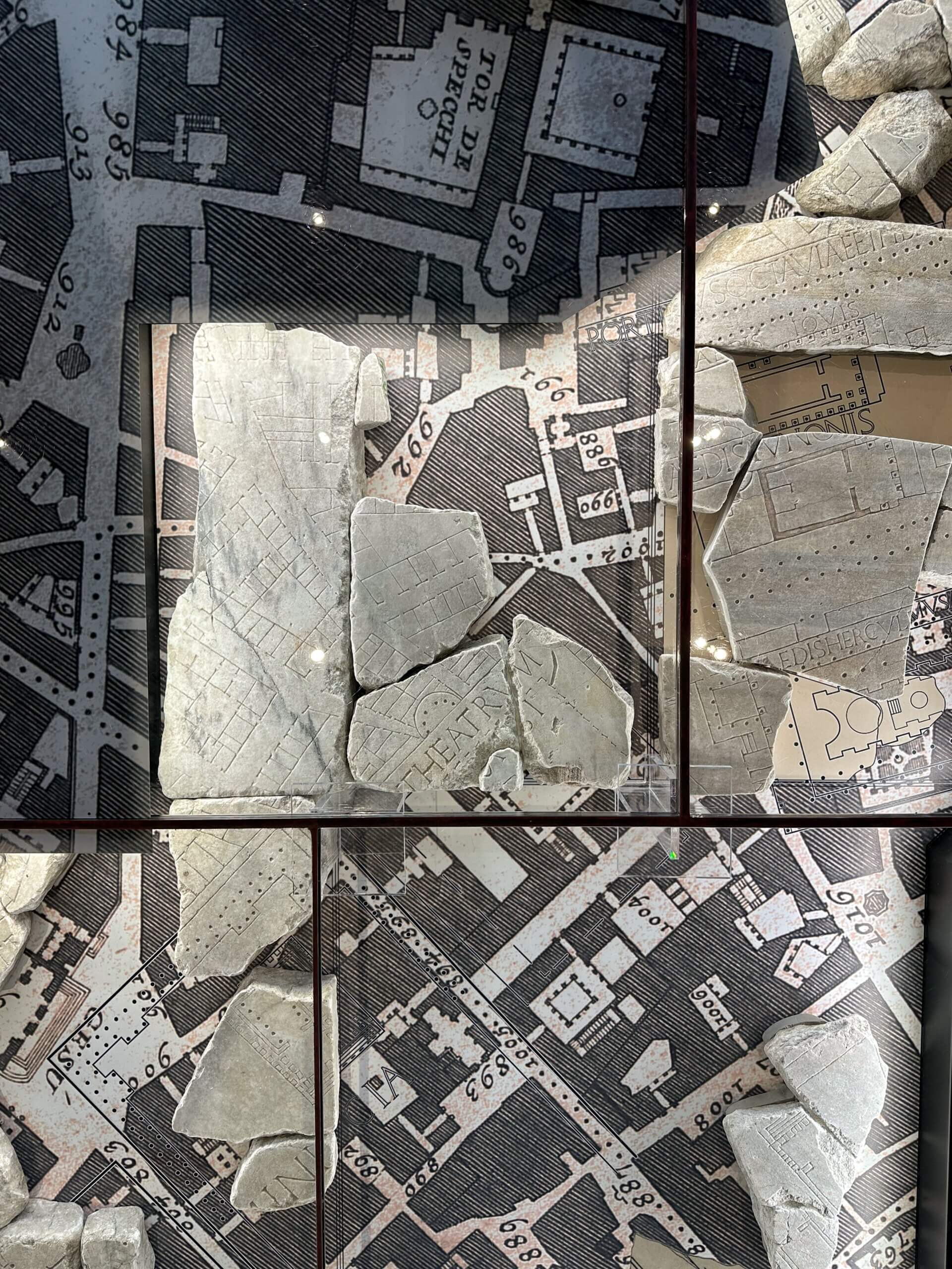 Die Forma Urbis: Roms antiker Stadtplan - Das Erbe Roms Das Erbe Roms